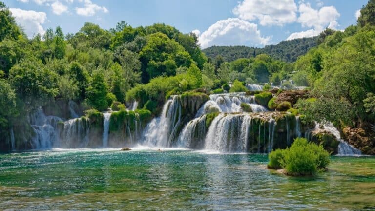 Kako su formirani slapovi Krke? Donosimo 7 geoloških činjenica